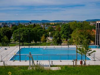 Public Outdoor Swimming Pools